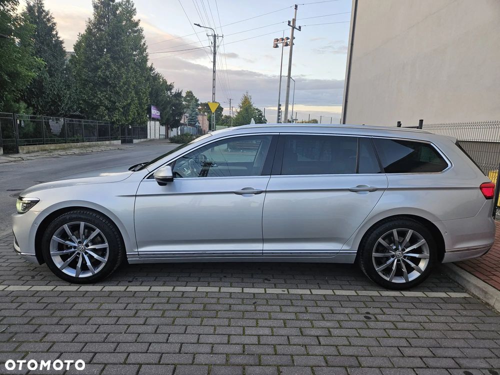 Używany Volkswagen Passat Variant 2020 - 70 000 PLN, 204 000 km ...