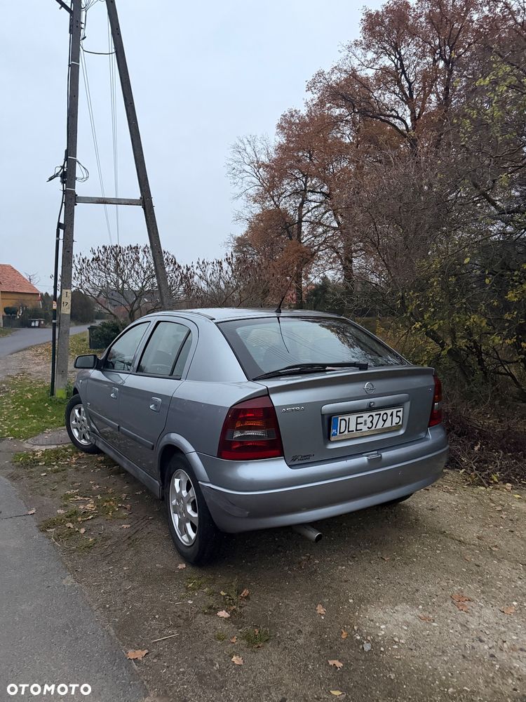 Używany Opel Astra 2003 - 4 000 PLN, 221 772 km - Otomoto.pl