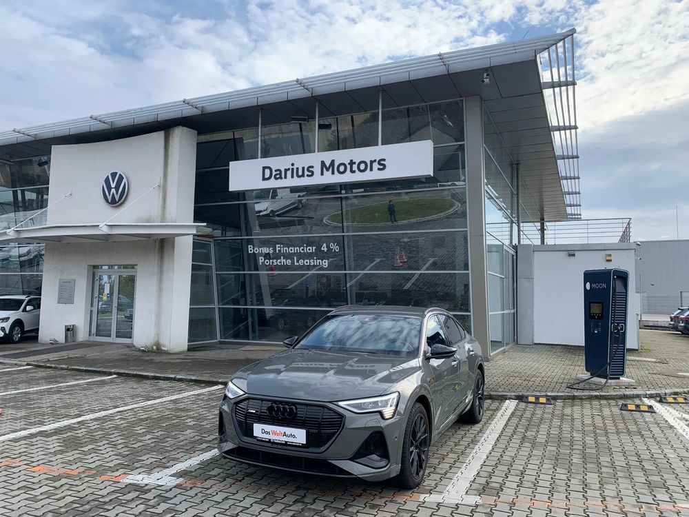 Utilizat Audi e-tron 2022 - 65 499,99 EUR, 13 219 km - Autovit.ro