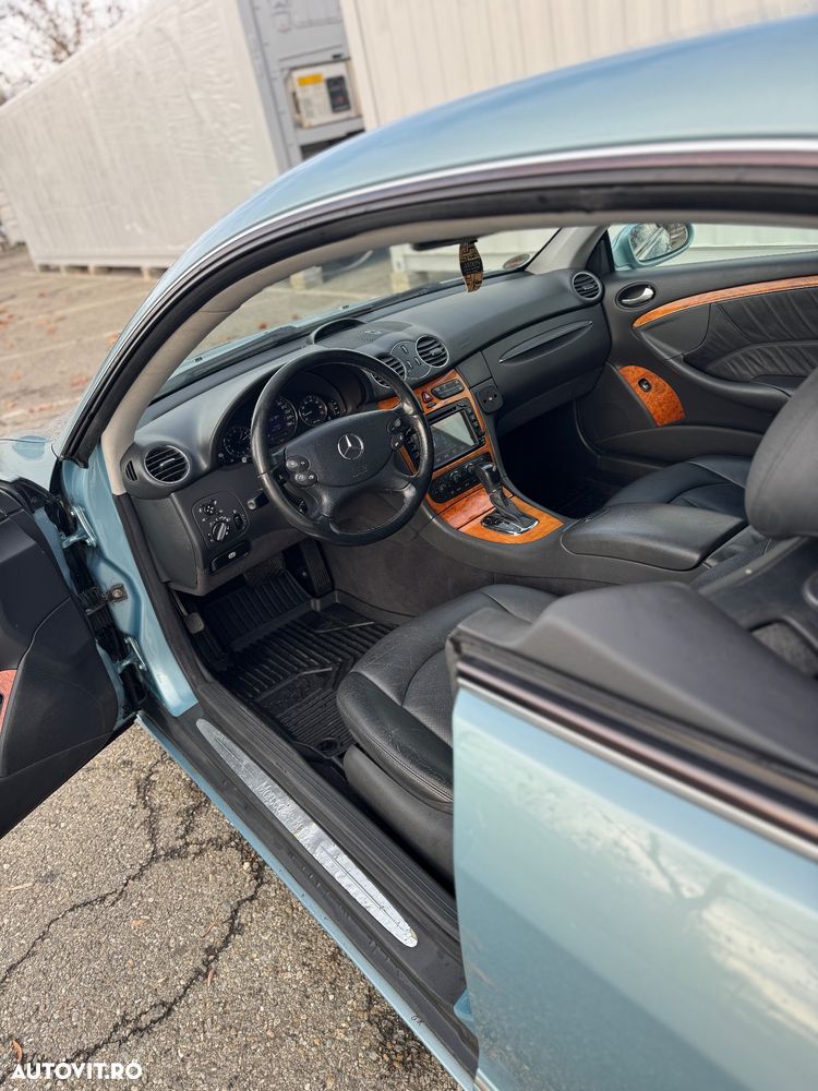 Utilizat Mercedes-Benz CLK 2003 - 6 200 EUR, 101 000 km - Autovit.ro