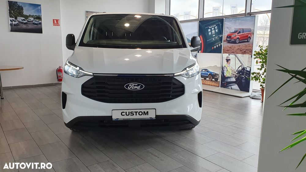 Nou Ford Custom 2025 - 30 492 EUR, 1 km - Autovit.ro