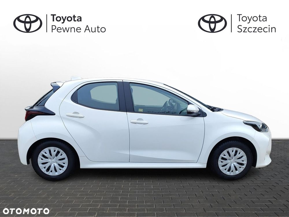 Używany Toyota Yaris 2023 - 74 900 PLN, 19 618 km - Otomoto.pl