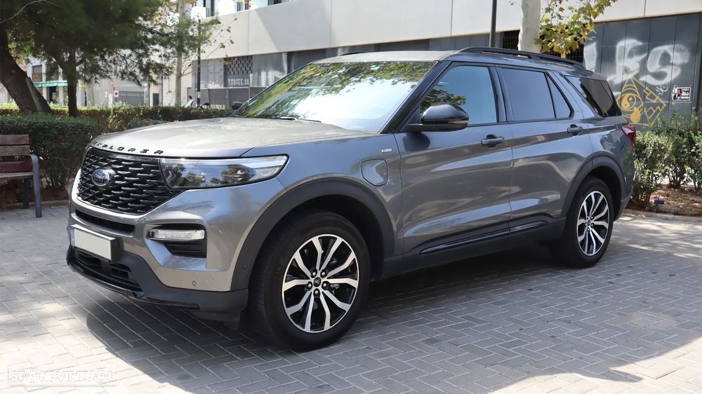 Usado Ford Explorer 2021 - 79 800 EUR, 25 000 km - Standvirtual.com