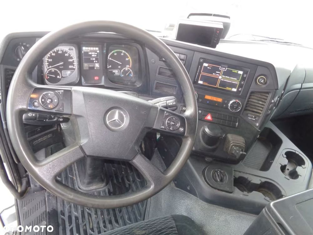 Używany Mercedes-Benz Arocs 3246 8x4 – Wywrotka 3-stronna Meiller Bordmatik- 148 900 km ...