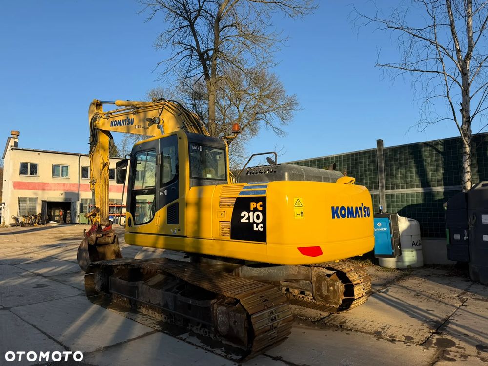 Używany Komatsu PC 210 LC - 8 2014 - 232 470 PLN - Otomoto.pl