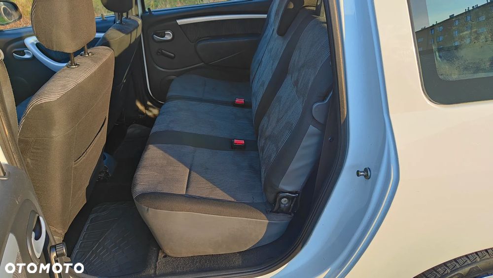 Używany Dacia Logan 2011 - 10 900 PLN, 200 000 km - Otomoto.pl