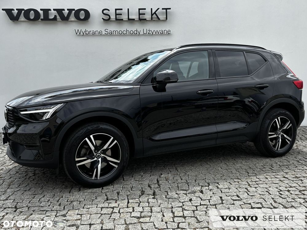 Używany Volvo XC 40 2024 - 174 900 PLN, 10 075 km - Otomoto.pl