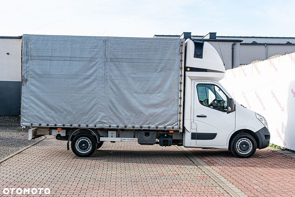 Używany Renault Master Zabudowa 2.3 170KM 2018 - 83 499,78 PLN, 148 009 km - Otomoto.pl