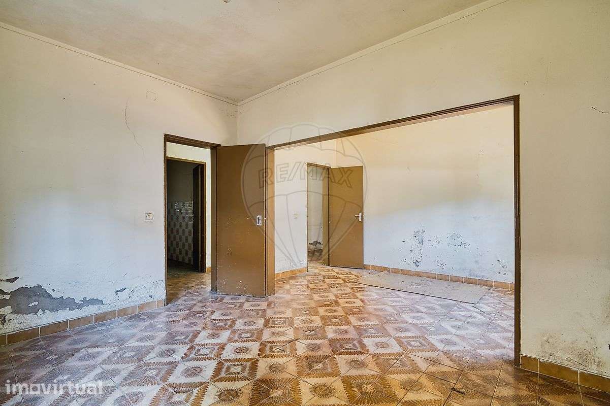 T3, moradia para comprar - Avenida Valério Pinto de Sá - Dume, Real ...