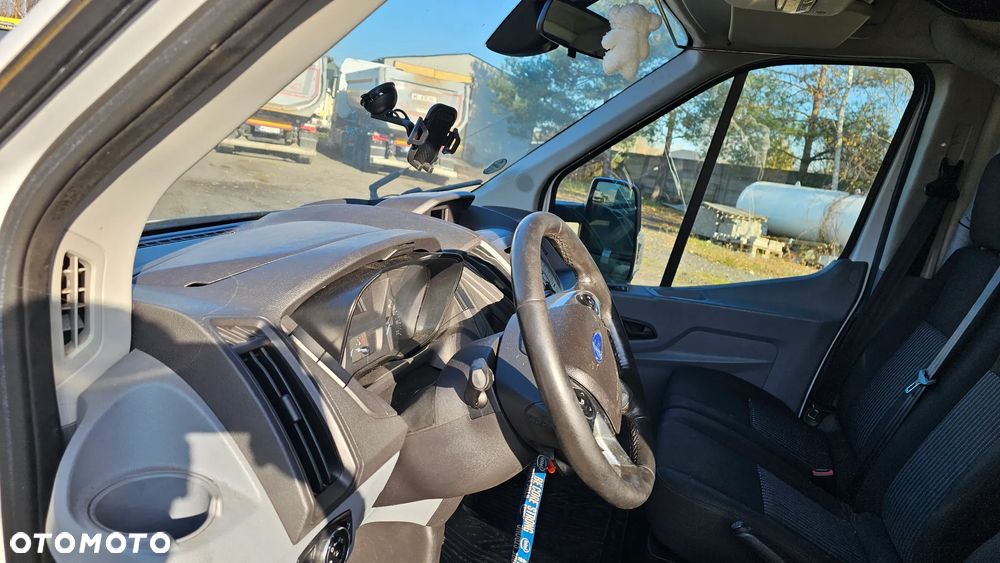 Używany Ford Transit L5 2017 - 38 745 PLN, 490 000 km - Otomoto.pl