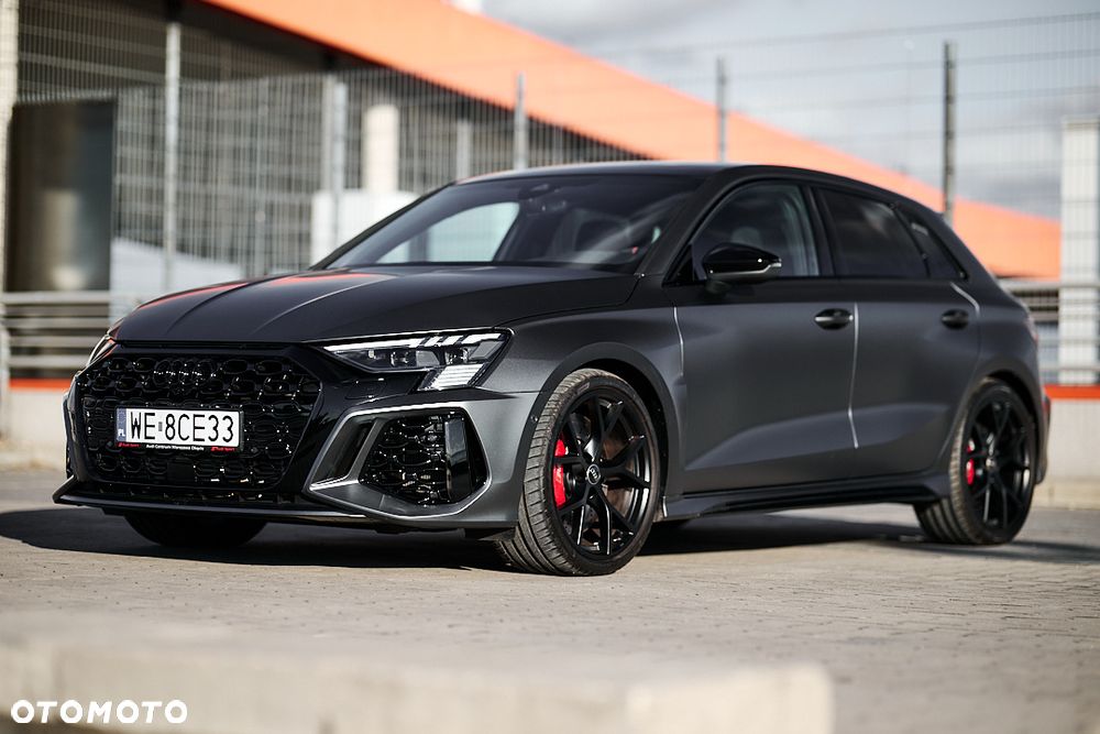 Używany Audi RS3 Sportback 2024 - 294 000 PLN, 10 600 km - Otomoto.pl