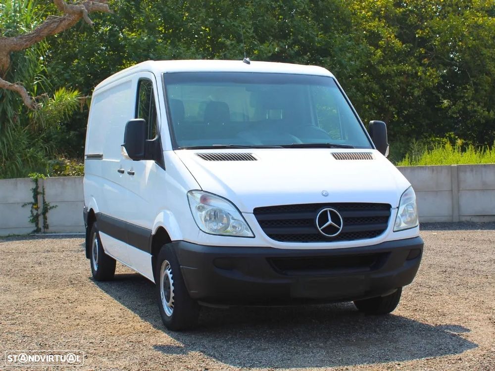 Usado Mercedes-Benz Sprinter 209 CDI L2H2 2008 - 10 900 EUR, 246 000 km ...