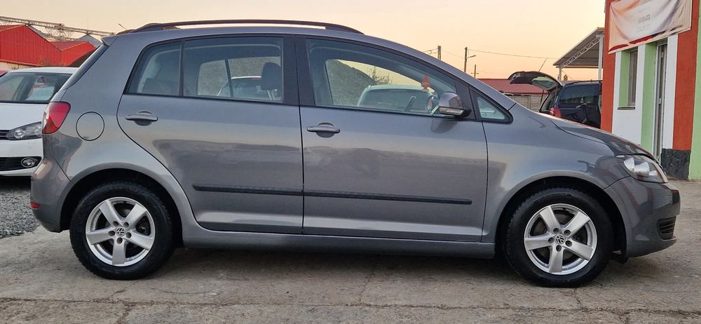 Utilizat Volkswagen Golf Plus 2010 - 6 800 EUR, 169 000 km - Autovit.ro