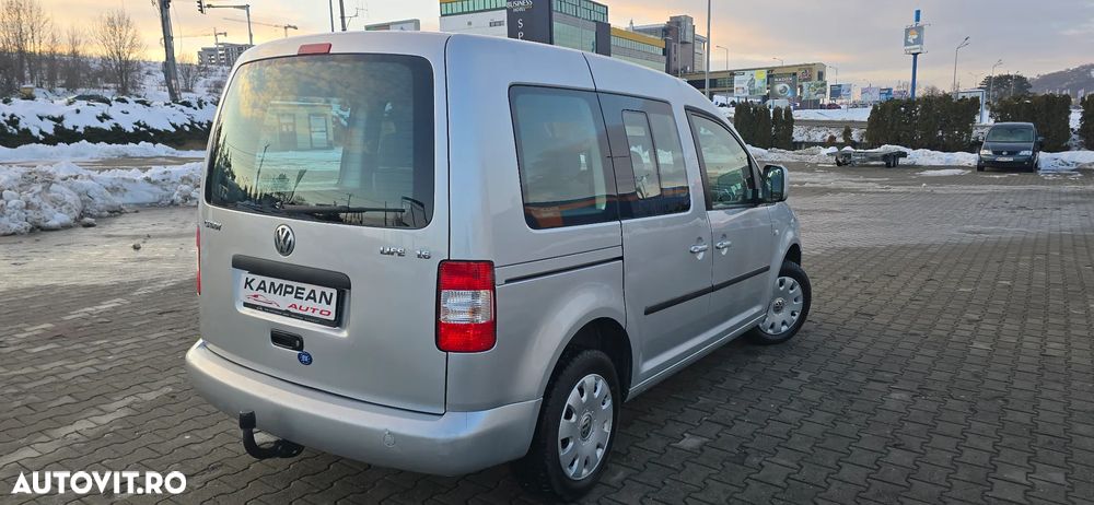 Utilizat Volkswagen Caddy 2008 - 3 590 EUR, 235 000 km - Autovit.ro