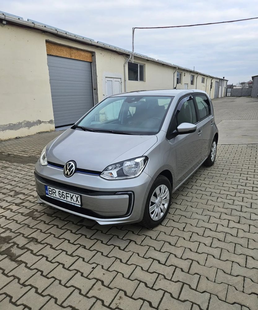 Utilizat Volkswagen up! 2023 - 18 500 EUR, 12 000 km - Autovit.ro