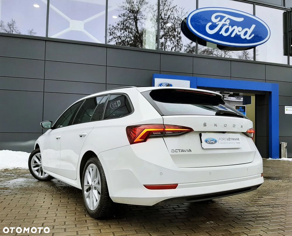 Używany Skoda Octavia 2021 - 66 900 PLN, 104 225 km - Otomoto.pl