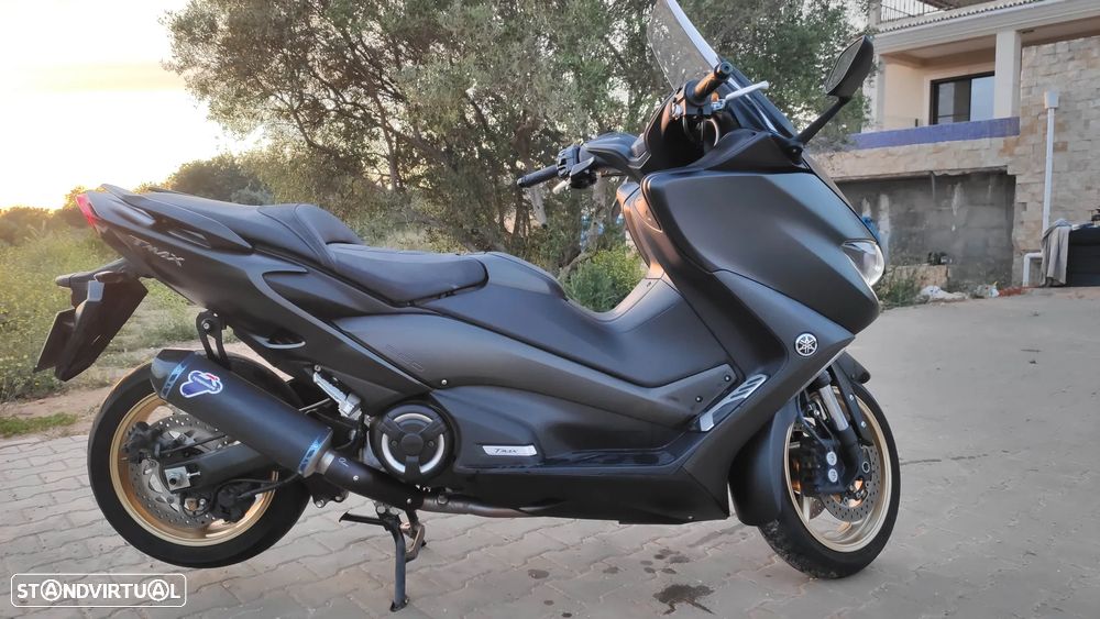 Usado Yamaha TMAX 2021 - 8 900 EUR - Standvirtual.com