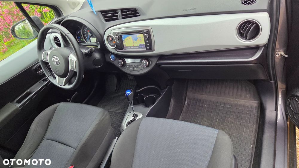 Używany Toyota Yaris 2014 - 36 900 PLN, 86 000 km - Otomoto.pl