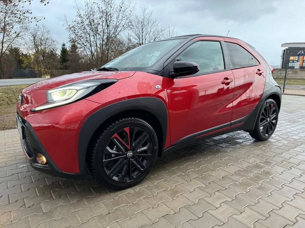 Używany Toyota Aygo X 2024 - 83 000 PLN, 4 020 km - Otomoto.pl