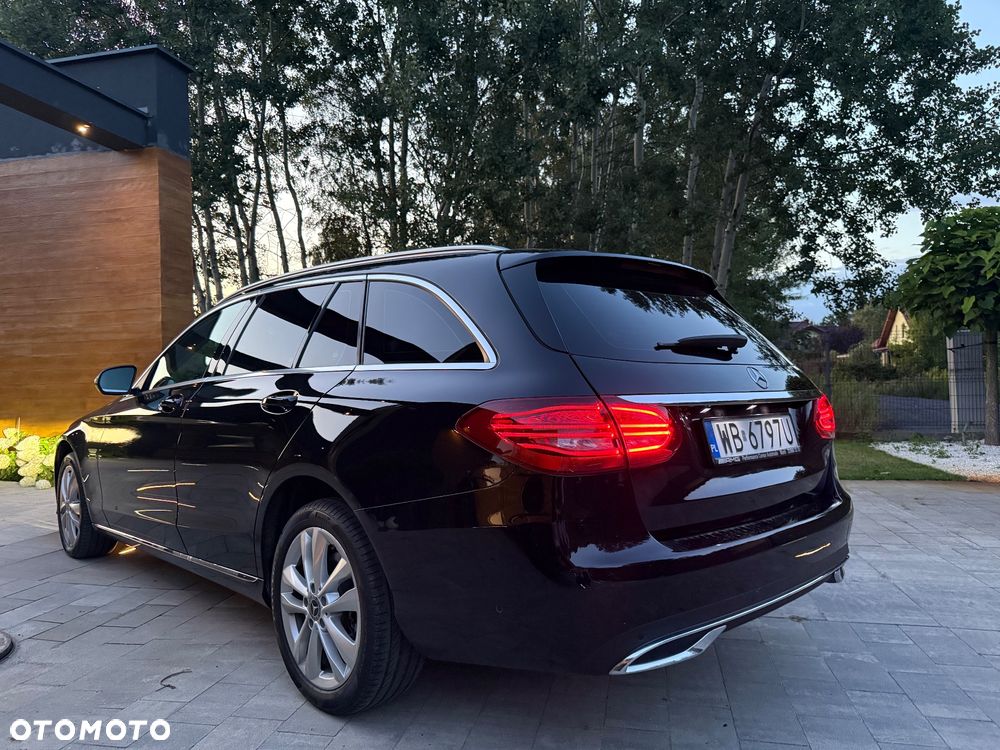 Używany Mercedes-Benz Klasa C 2019 - 119 000 PLN, 97 123 km - Otomoto.pl