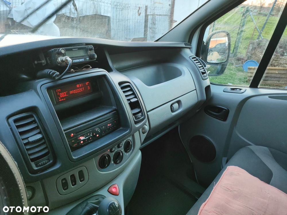 Używany Renault Trafic 2014 - 25 000 PLN, 350 000 km - Otomoto.pl