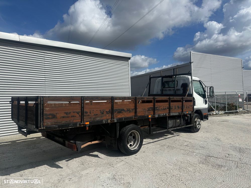 Usado Mitsubishi Canter 2.8 1999 - 7 999 EUR, 165 000 km - Standvirtual.com