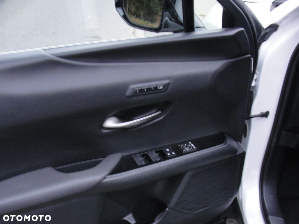 Używany Lexus UX 2020 - 71 800 PLN, 68 000 km - Otomoto.pl