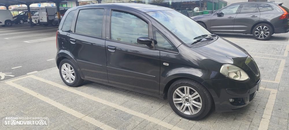 Usado Lancia Musa 2005 - 2 800 EUR, 260 000 km - Standvirtual.com