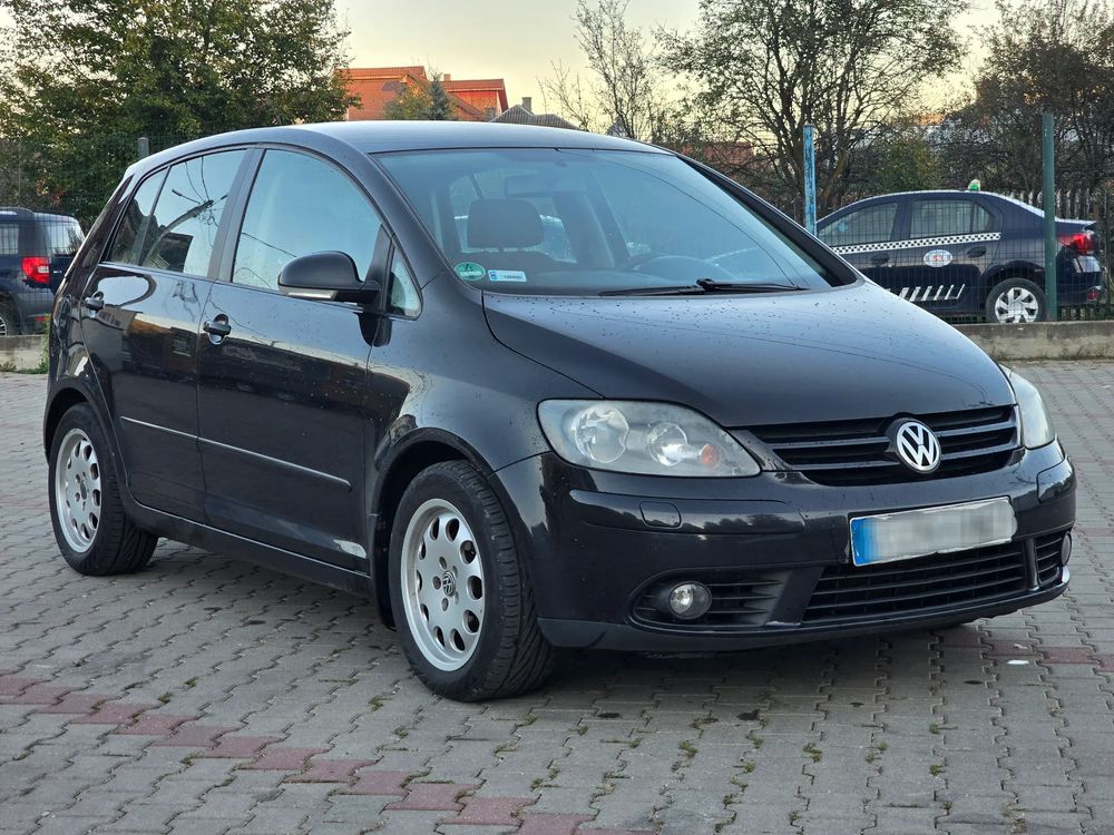 Utilizat Volkswagen Golf Plus 2008 - 2 550 EUR, 312 125 km - Autovit.ro
