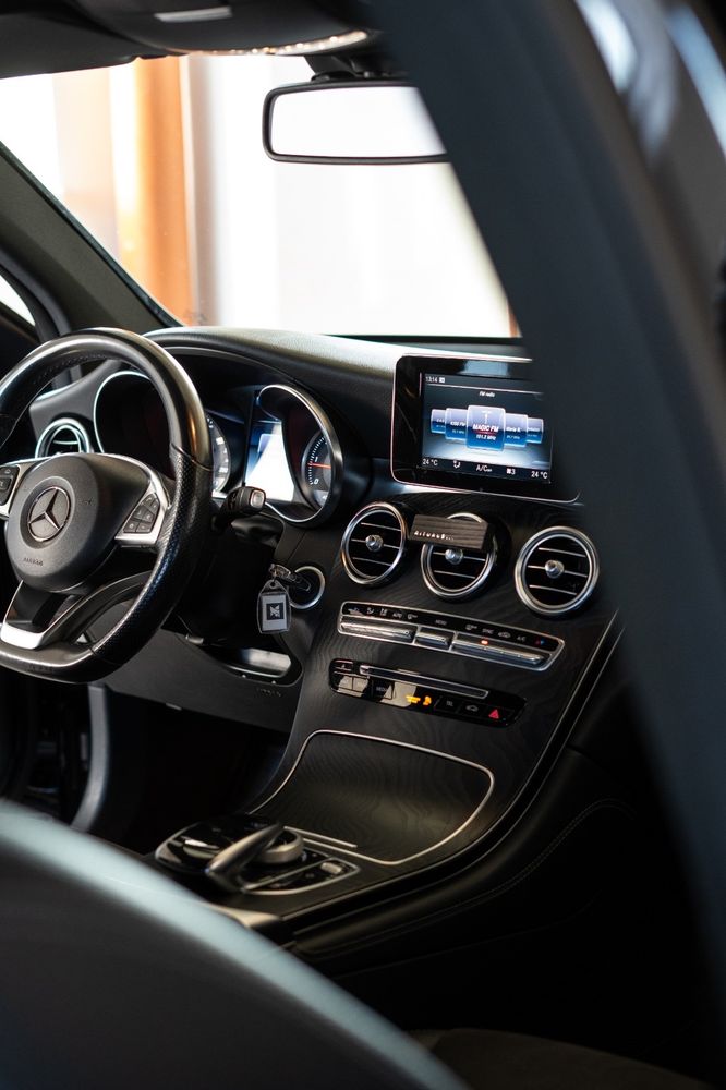 Utilizat Mercedes-Benz GLC 2016 - 25 800 EUR, 183 000 km - Autovit.ro