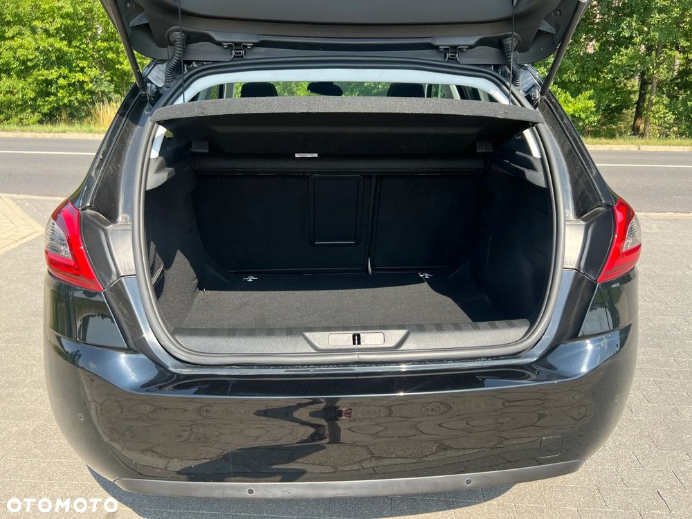 Używany Peugeot 308 2019 - 37 000 PLN, 78 185 km - Otomoto.pl