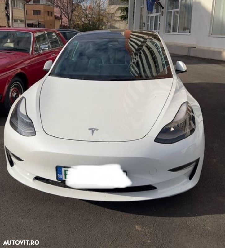Second hand Tesla Model 3 - 36 999 EUR32 500 km - Autovit