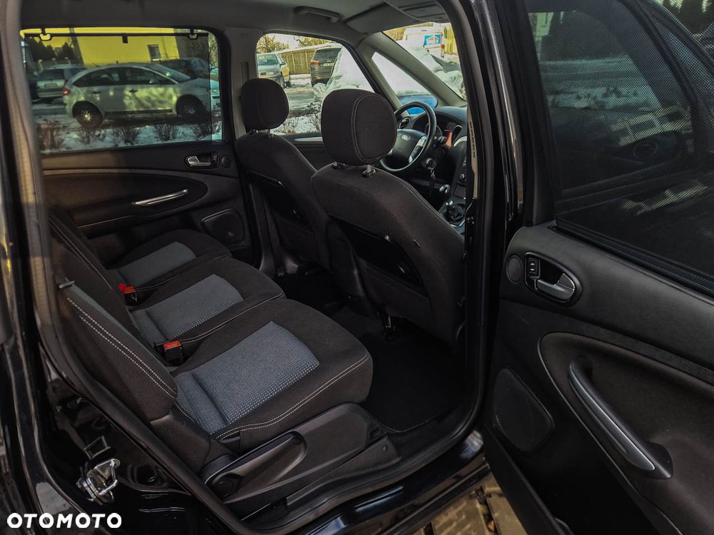 Używany Ford Galaxy 2014 - 33 900 PLN, 215 450 km - Otomoto.pl