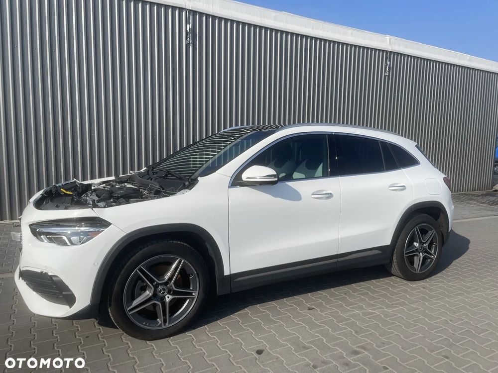 Używany Mercedes-Benz GLA 2021 - 54 900 PLN, 30 230 km - Otomoto.pl