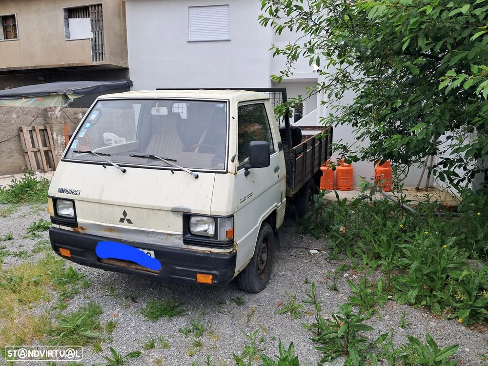 Usado Mitsubishi L300 1986 - 2 750 EUR, 171 000 km - Standvirtual.com