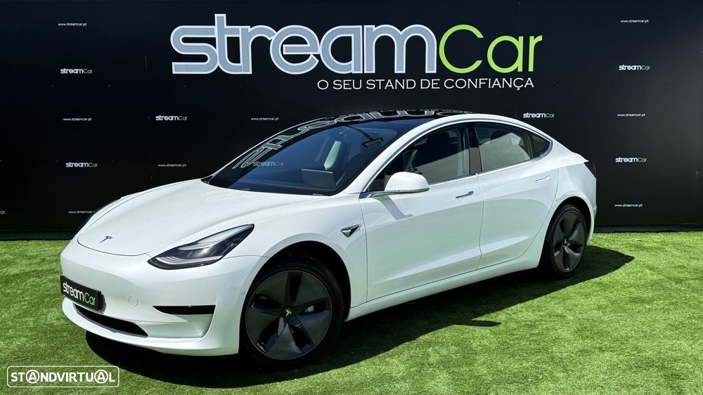 Usados Tesla Model 3 - 29 900 EUR63 000 km, 2020 - Standvirtual