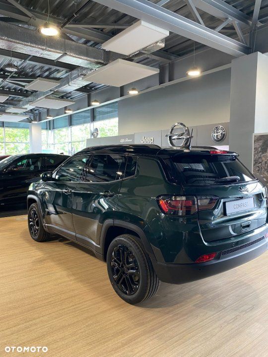 Nowy Jeep Compass 2025 - 147 900 PLN, 1 km - Otomoto.pl