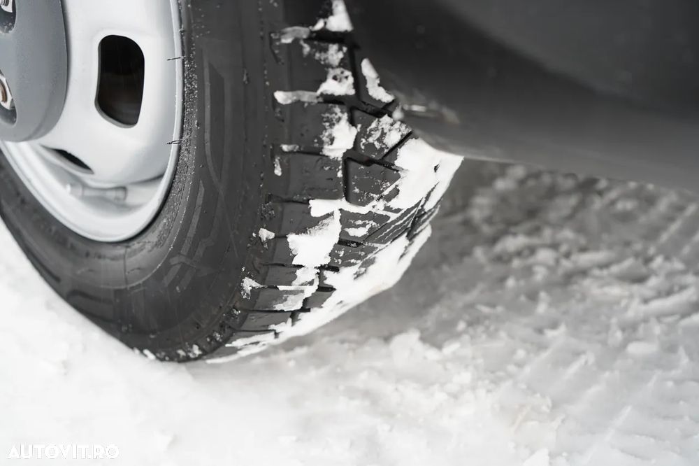 Utilizat Iveco 35-140 / 4m Camion cu platforma / Camion de andocare ...