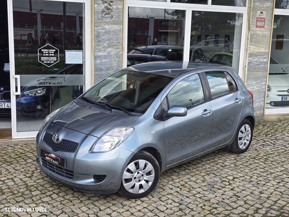 Usado Toyota Yaris 2006 - 5 950 EUR, 134 000 km - Standvirtual.com