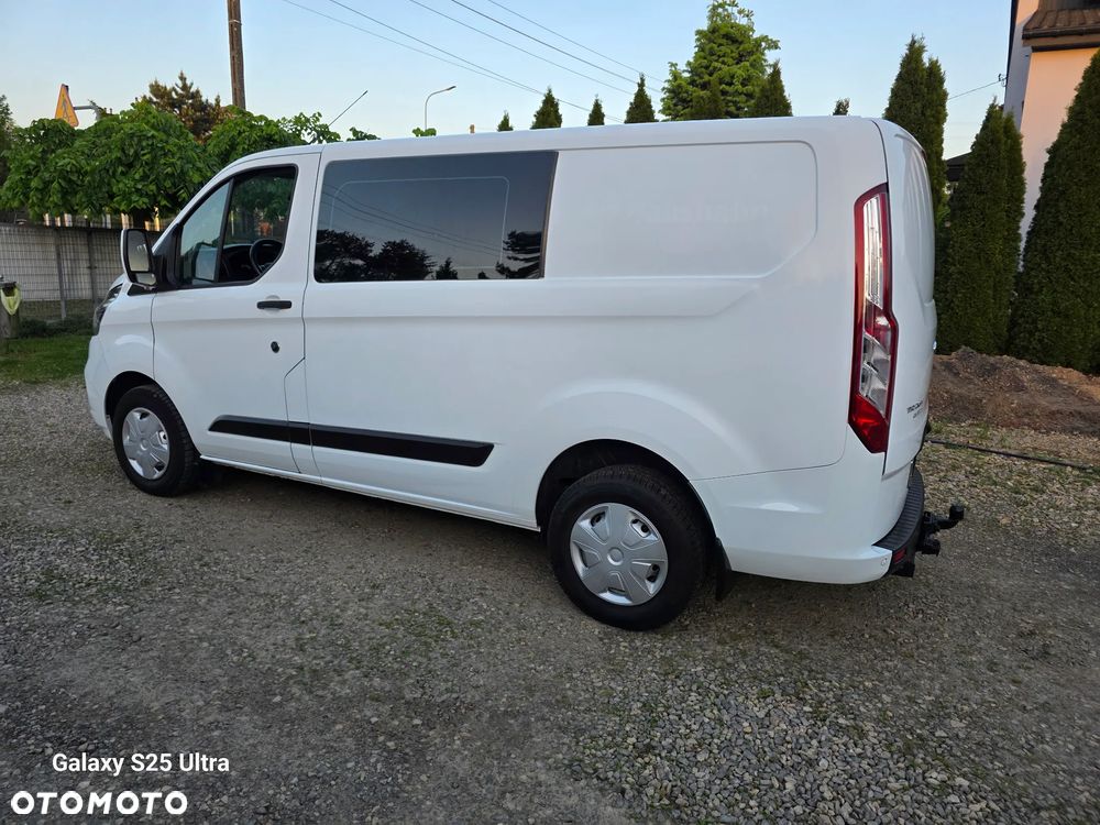 Używany Ford Transit Custom 2021 - 50 000 PLN, 142 000 km - Otomoto.pl