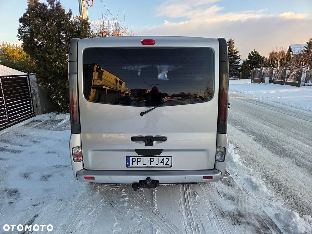 Używany Opel Vivaro 2006 - 25 900 PLN, 403 000 km - Otomoto.pl