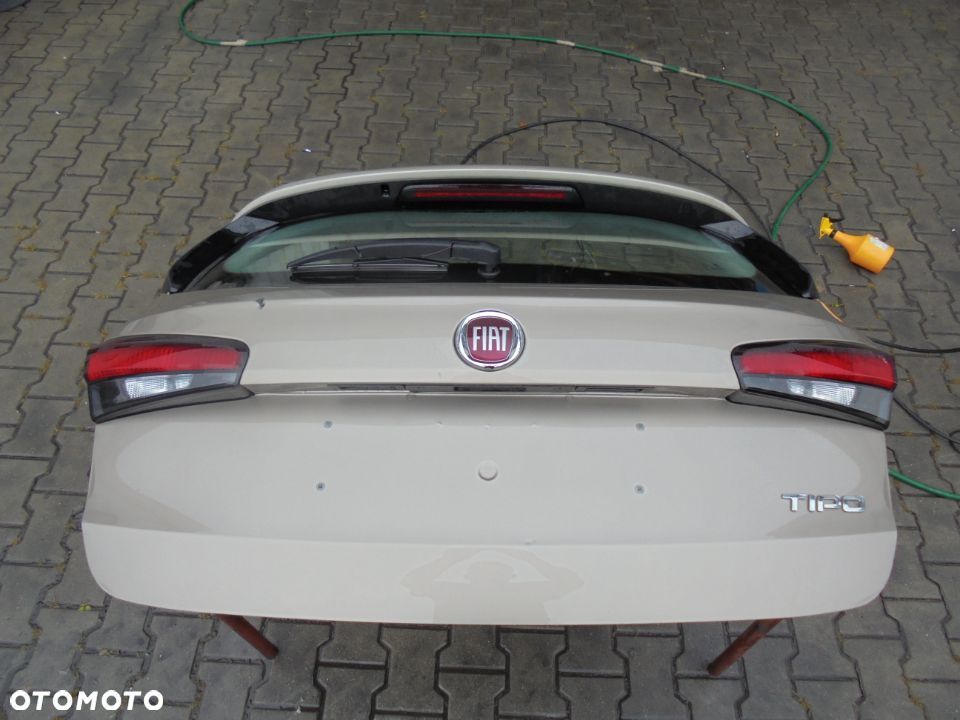 Używany Klapy bagażnika - 2 029,50 PLN - Otomoto.pl