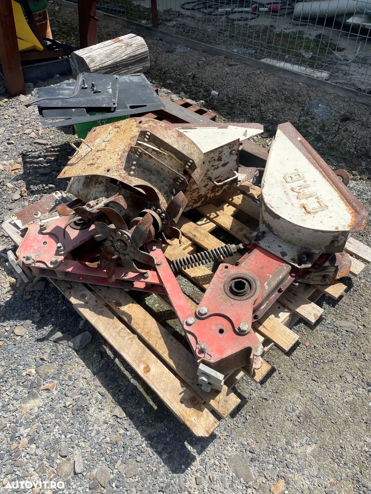 Utilizat Alta sectii pentru freza pe randuri, multifreza, Agrotab ...