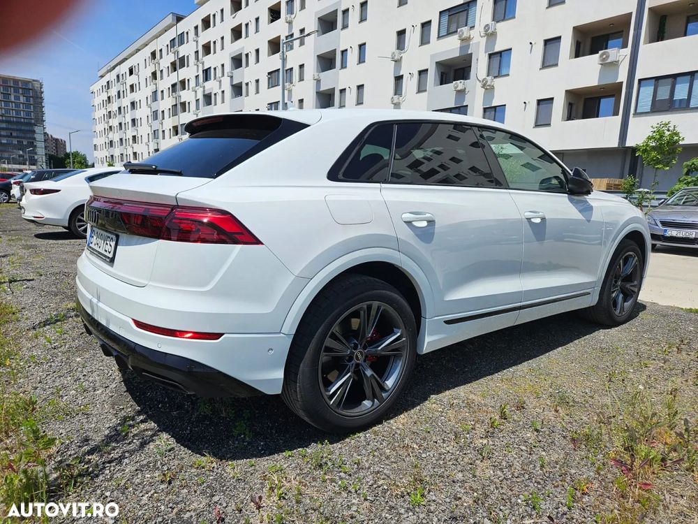 Utilizat Audi Q8 2024 - 82 800 EUR, 5 600 km - Autovit.ro