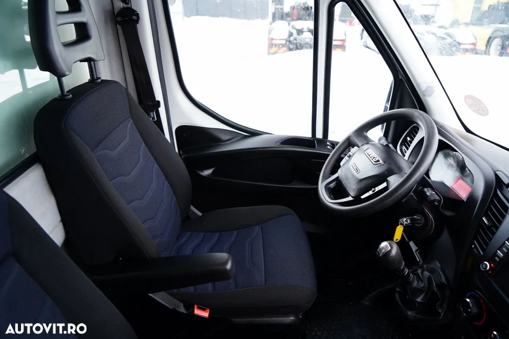 Utilizat Iveco DAILY 35-140 / 4.2 M CONTAINER / TWIN GVWR: 3500 KG ...