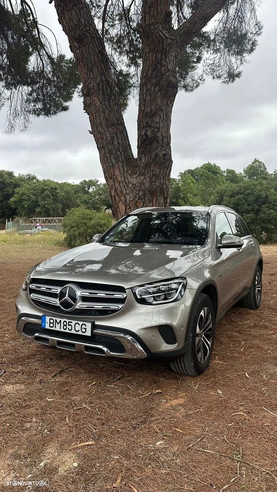 Usado Mercedes-Benz GLC 300 2021 - 51 900 EUR, 28 584 km - Standvirtual.com