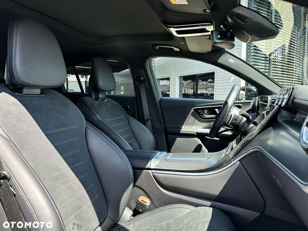 Używany Mercedes-Benz GLC 2024 - 299 900 PLN, 27 209 km - Otomoto.pl