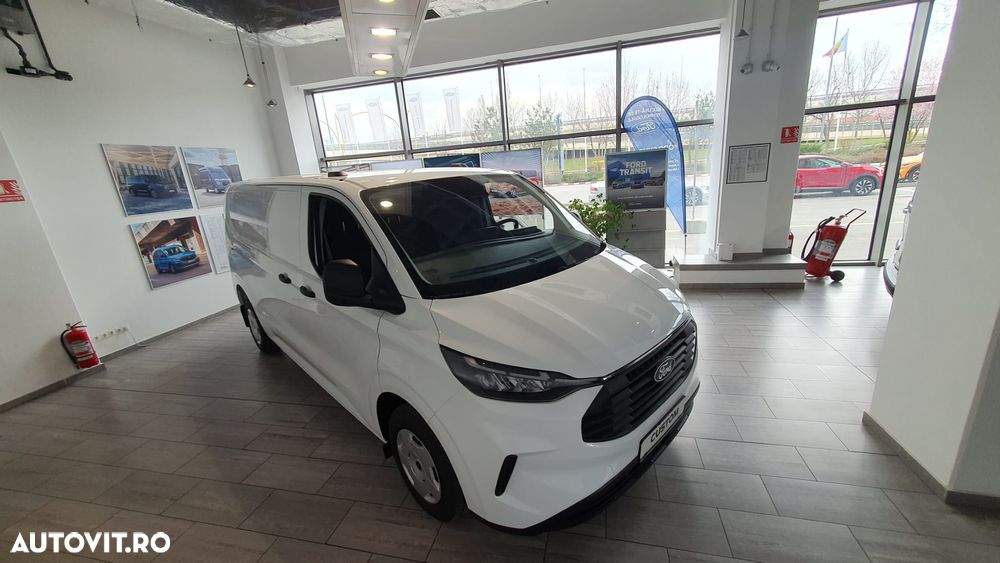Nou Ford Custom 2025 - 30 492 EUR, 1 km - Autovit.ro