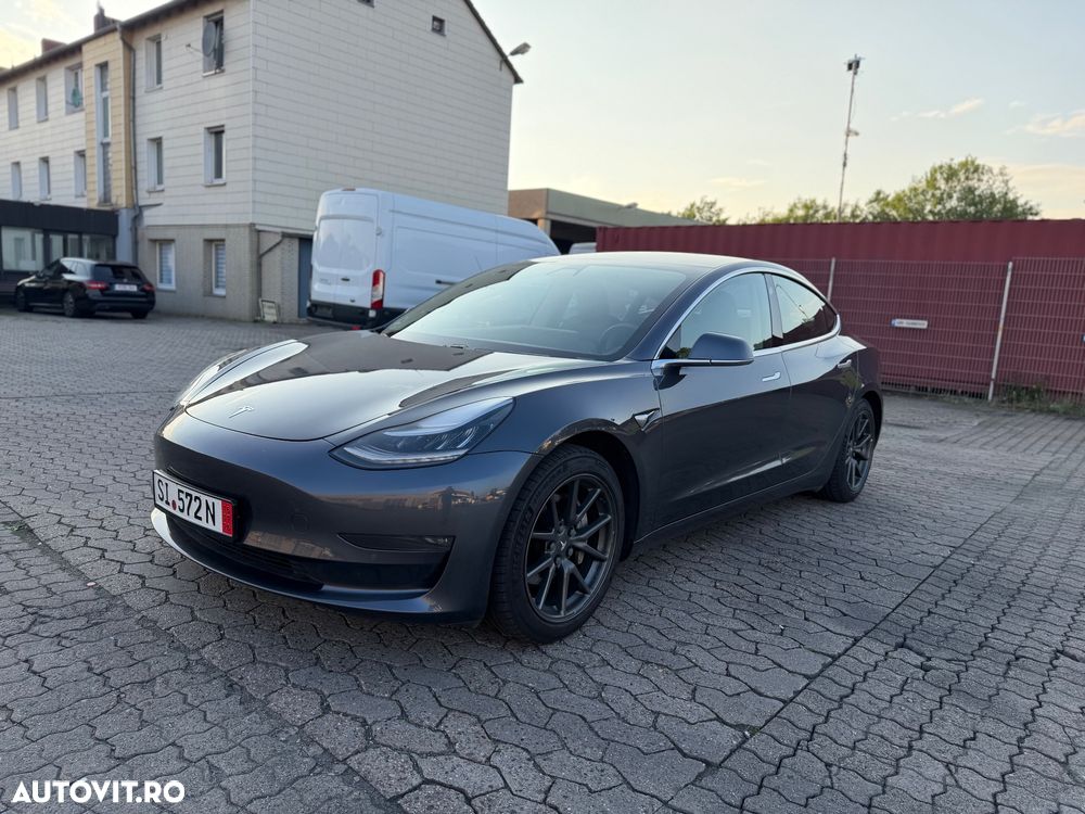 Utilizat Tesla Model 3 2019 - 21 900 EUR, 142 000 km - Autovit.ro