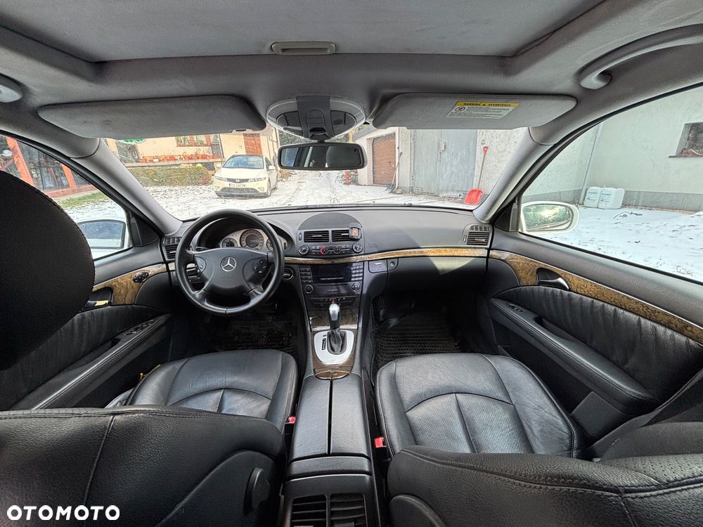 Używany Mercedes-Benz Klasa E 2006 - 20 900 PLN, 265 000 km - Otomoto.pl